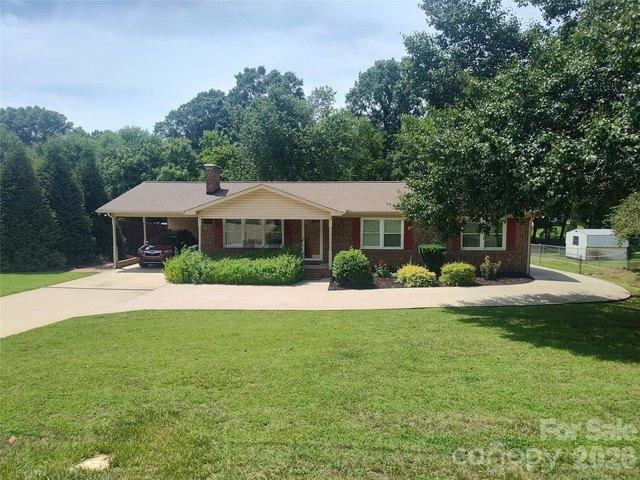 822 Rubens Rd SW, Concord, NC 28027