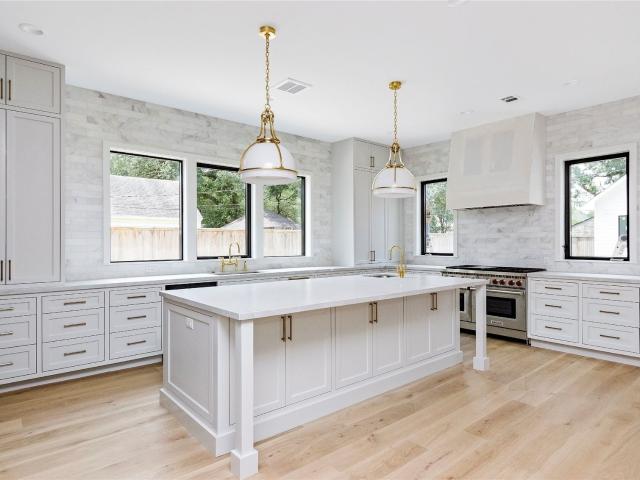 822 W 31st Street, Houston, US, TX