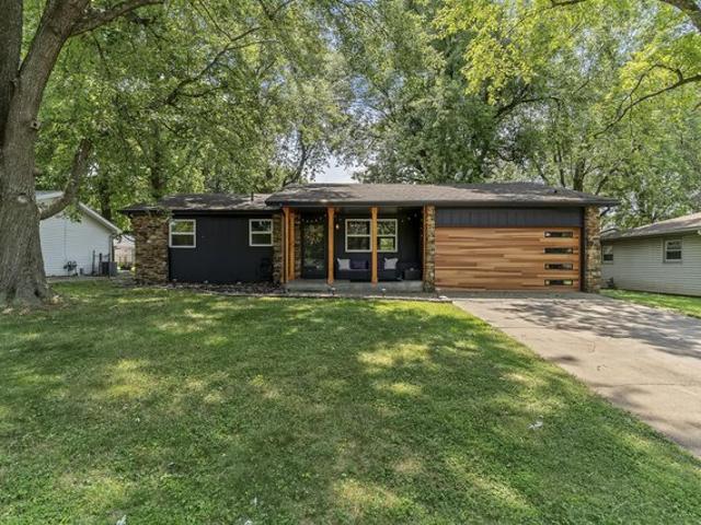 822 W Greenwood St, Springfield, MO 65807