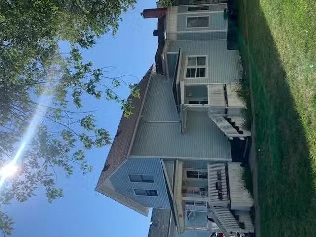 822 Wall St, Port Huron, MI 48060 MLS 24029514