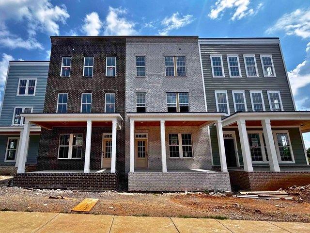 822 Westcott Ln, Antioch, TN 37013