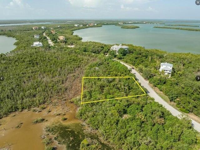 822 Whiskey Creek Dr, Marco Island, FL 34145