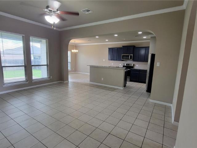 822 Wyndcrest Drive