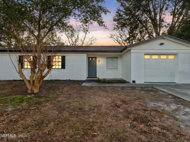8234 Frost St S, Jacksonville, FL 32221 | Compass
