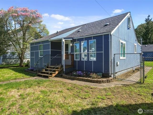 8235 E B St, Tacoma, WA 98404
