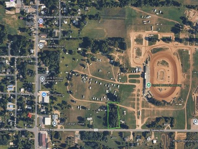 8235 E Sidney Rd, Crystal, MI 48818