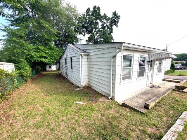 8235 Glen Court
