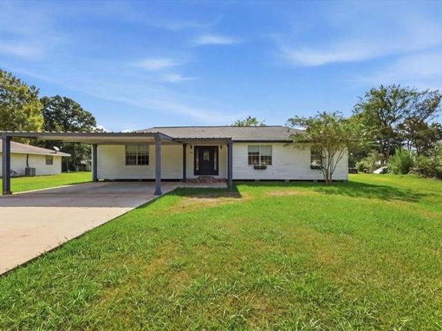 8235 S Kilarney Dr, Beaumont, TX 77705