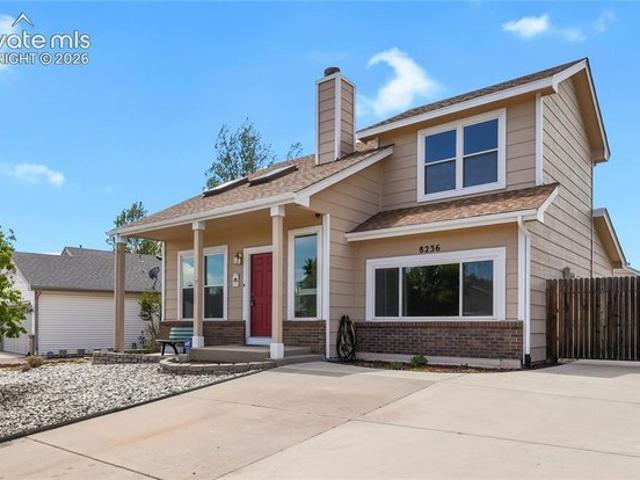 8236 Chancellor Dr, Colorado Springs, CO 80920