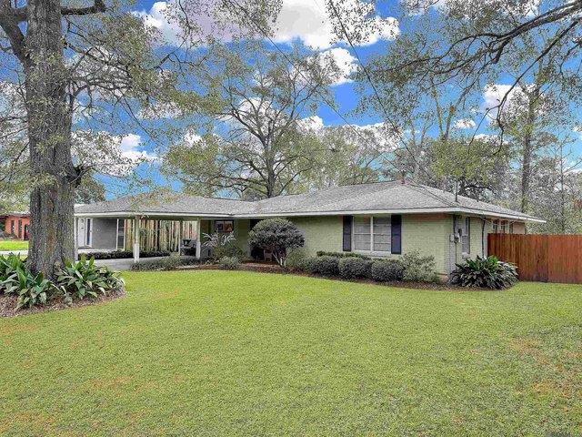 8236 Thurman Dr, Baton Rouge, LA 70806
