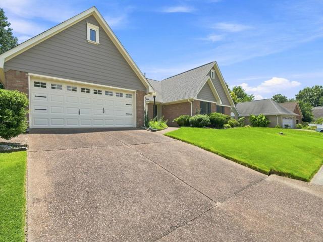 8237 crimson creek dr