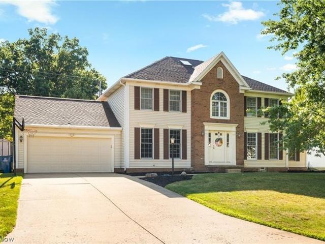 8238 N Casswell Cir NW, North Canton, OH 44720