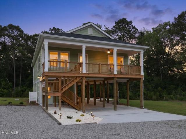 8238 Old Georgetown Rd SW, Sunset Beach, NC 28468