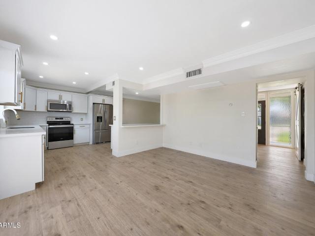 8238 E Keim Dr, Scottsdale, AZ 85250 | MLS #6907 | Compass
