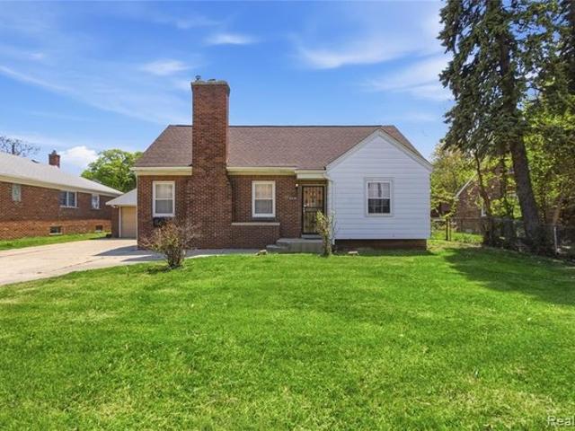 8238 Fisher Ave, Warren, MI 48089