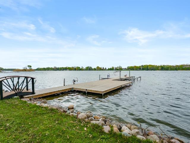 8239 W Long Lake Drive