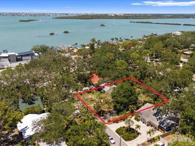 8239 26th Ave N, Saint Petersburg, FL 33710
