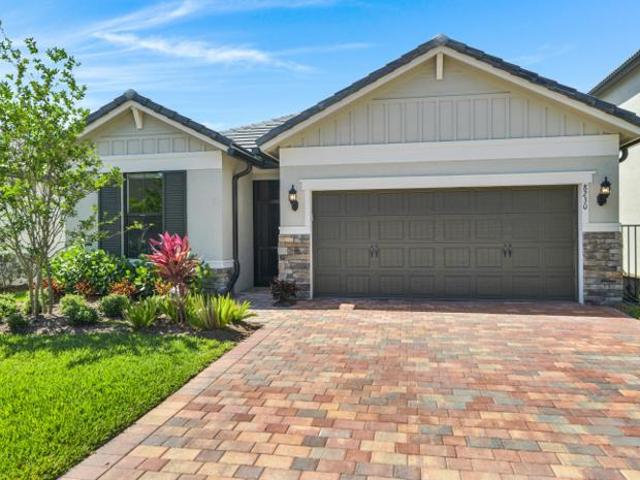 8230 Cadre Noir Rd, Lake Worth, FL 33467