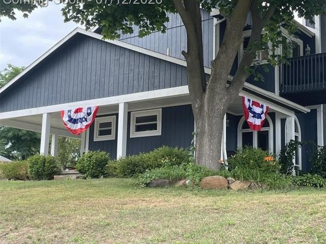 8230 Vandell St, Commerce Township, MI 48382