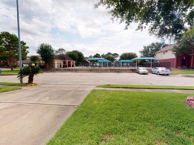 8231 Ashlawn Drive