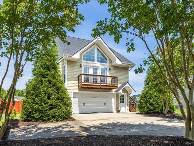 8231 Biggs Rd, Ooltewah, TN 37363