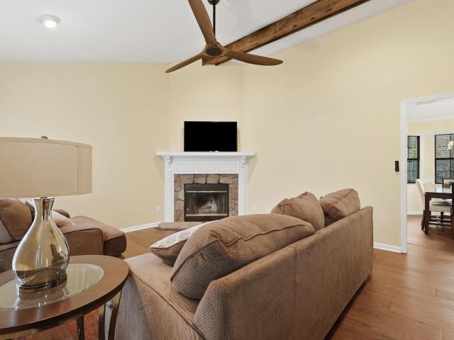 8231 Troubadour Way