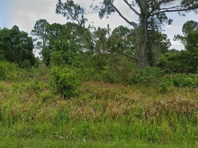 8232 Mantua Ave, Sebring, FL 33872