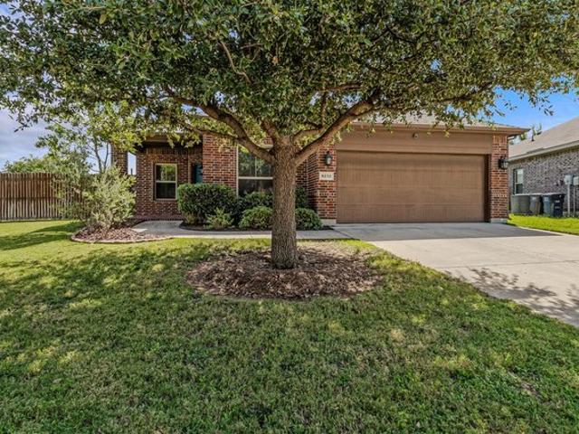 8232 Sleeping Doe Dr, Fort Worth, TX 76179