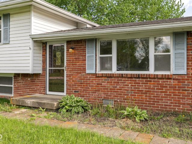 8233 E Thompson Road