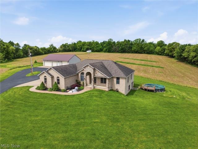 8233 Township Road 466