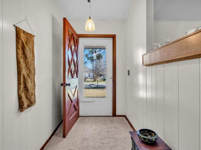 823 5th Street