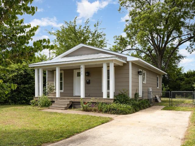 823 Cotton Place