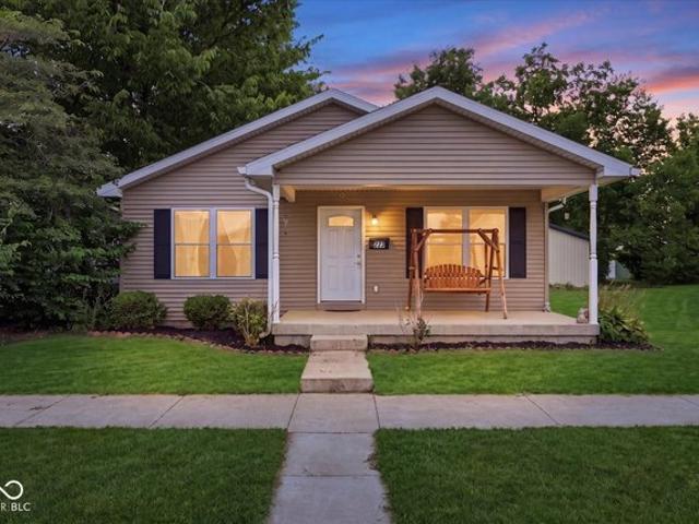 823 Center St, Shelbyville, IN 46176