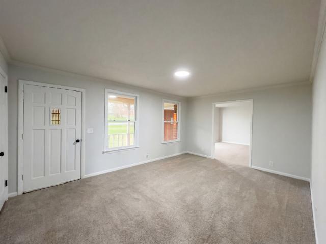 823 Apple Valley Rd