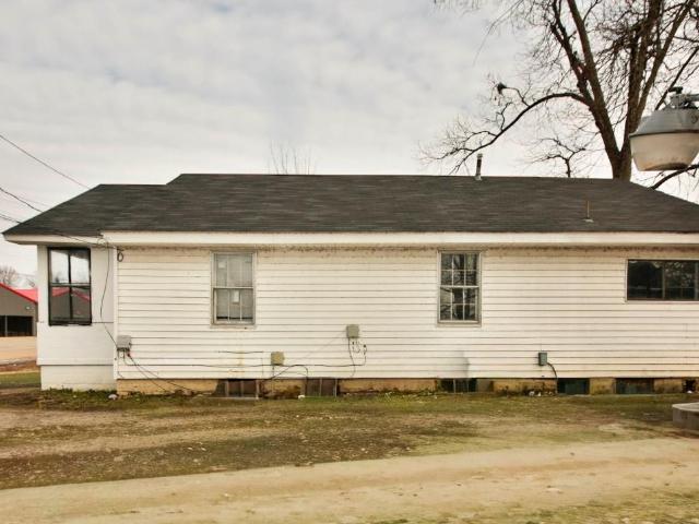 823 Burke Ave