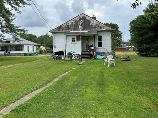 823 Graham Ave, Cambridge, OH 43725