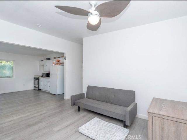 823 E Mill