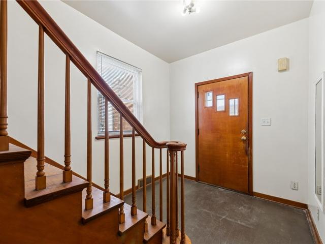 823 fallowfield ave