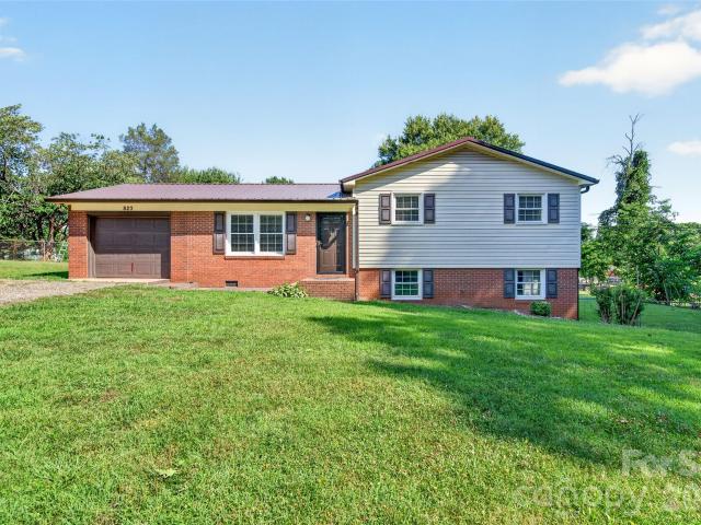 823 Flint Drive