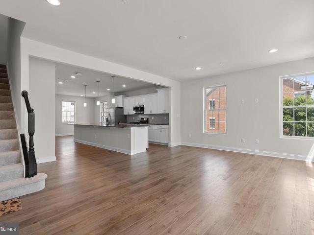 823 Herman Way
