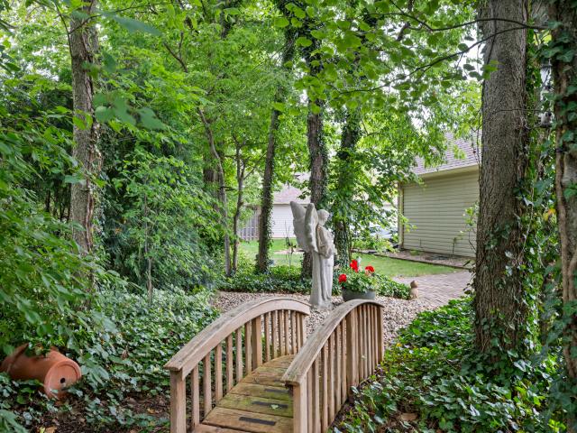 823 Jordan Drive
