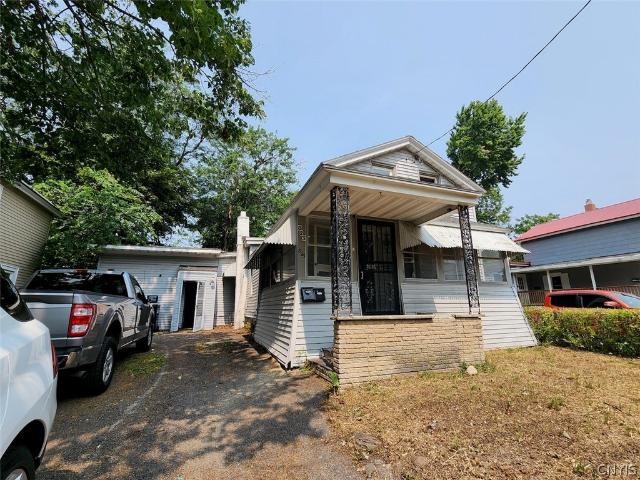 823 Lemoyne Avenue # 825