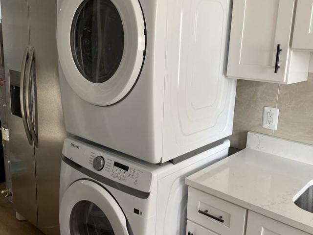823 N Woodington Rd 2nd Floor 1 Bedroom Apartment for Rent at 823 North Woodington Road, Baltimore, MD 21229 Edmondson
