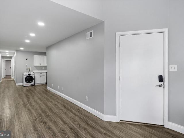 823 Newington Avenue # UNIT 1