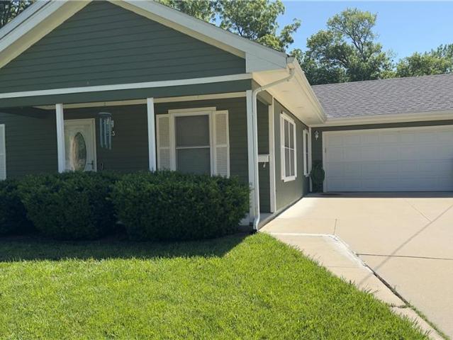 823 S Pecan Street