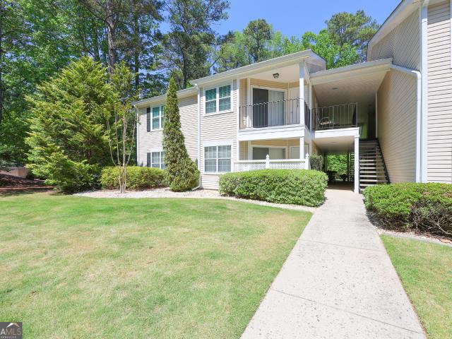 823 Ridgefield Drive