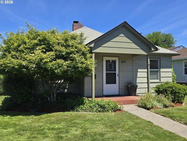 823 W 10th St, The Dalles, OR 97058