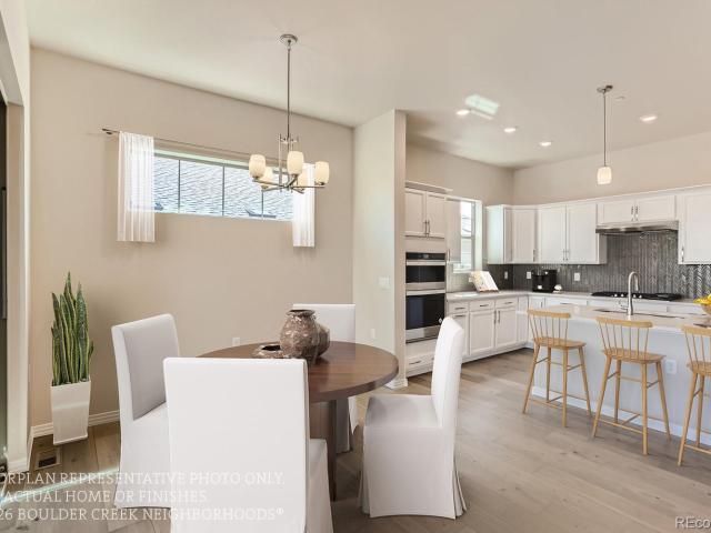 823 W 129th Place