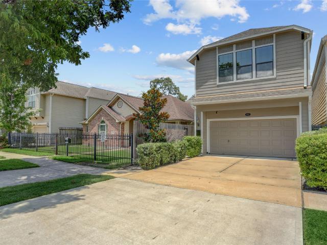 823 W 24th Street