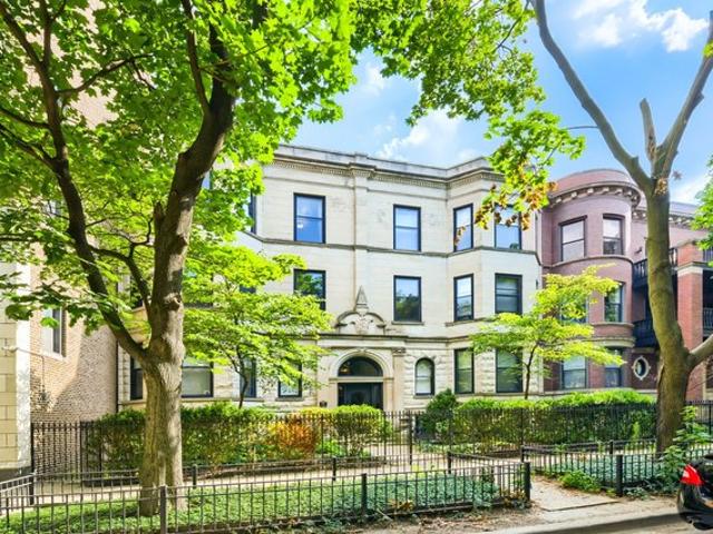 823 W Lakeside Pl Apt 3E, Chicago, IL 60640